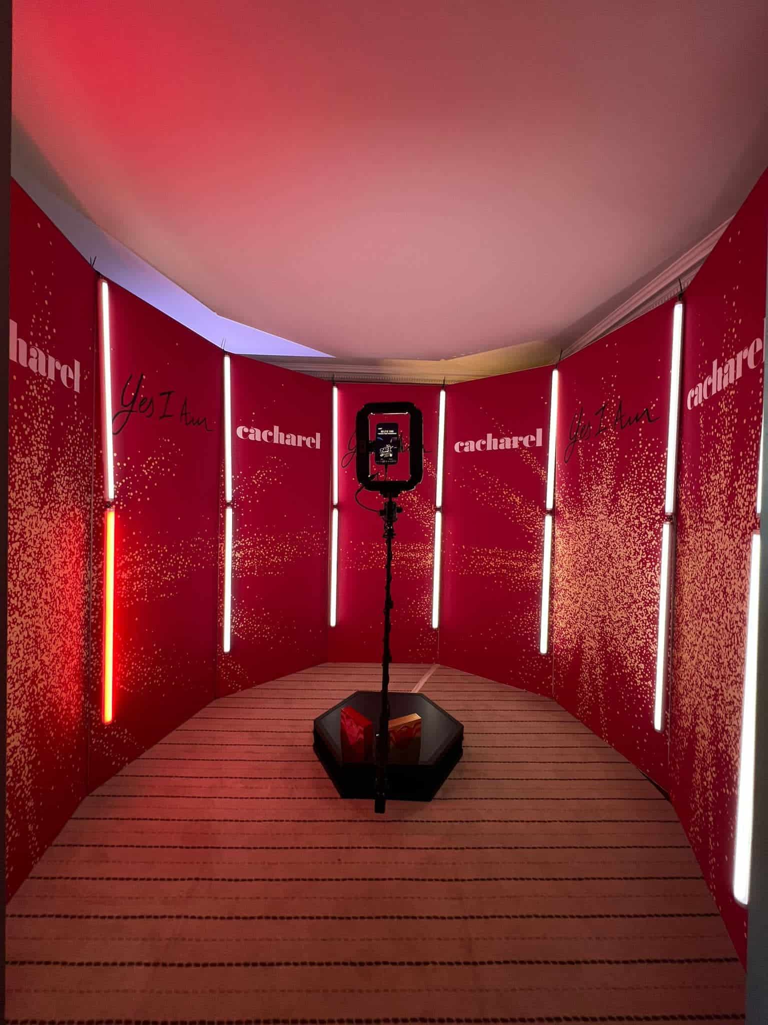 Animation Selfie 360° - What The Fun